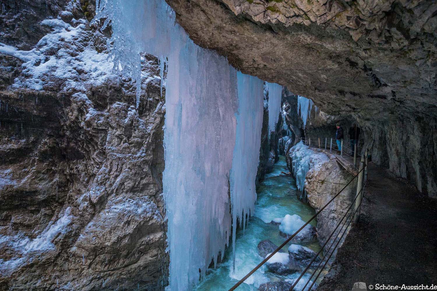 Partnachklamm im Winter - Eiszeit mit 3 Wanderwege Ideen